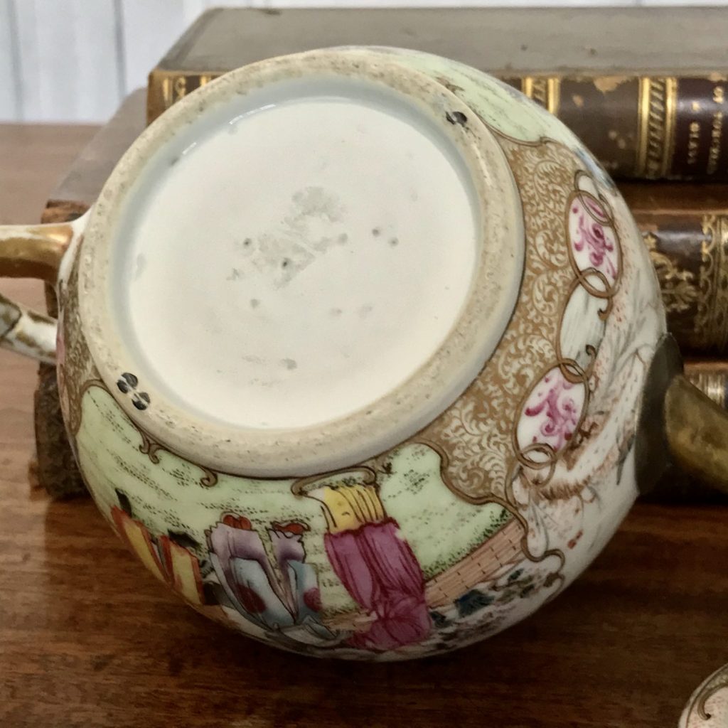 Chinese Porcelain ‘Mandarin’ Teapot. – Andrew Dando – Antique Pottery ...